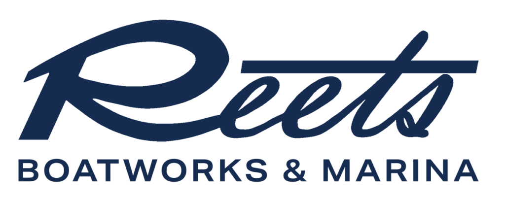 Enjoy the Great Sacandaga Lake in a Reets Marina Pontoon Rental